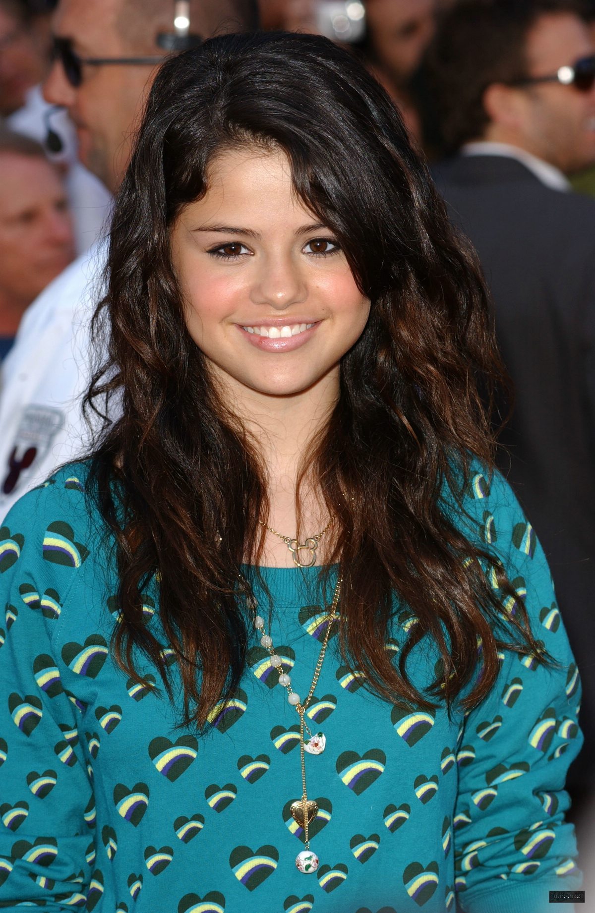 Selena Gomez Pictures: The most up-to-date pictures for Selena Gomez ...