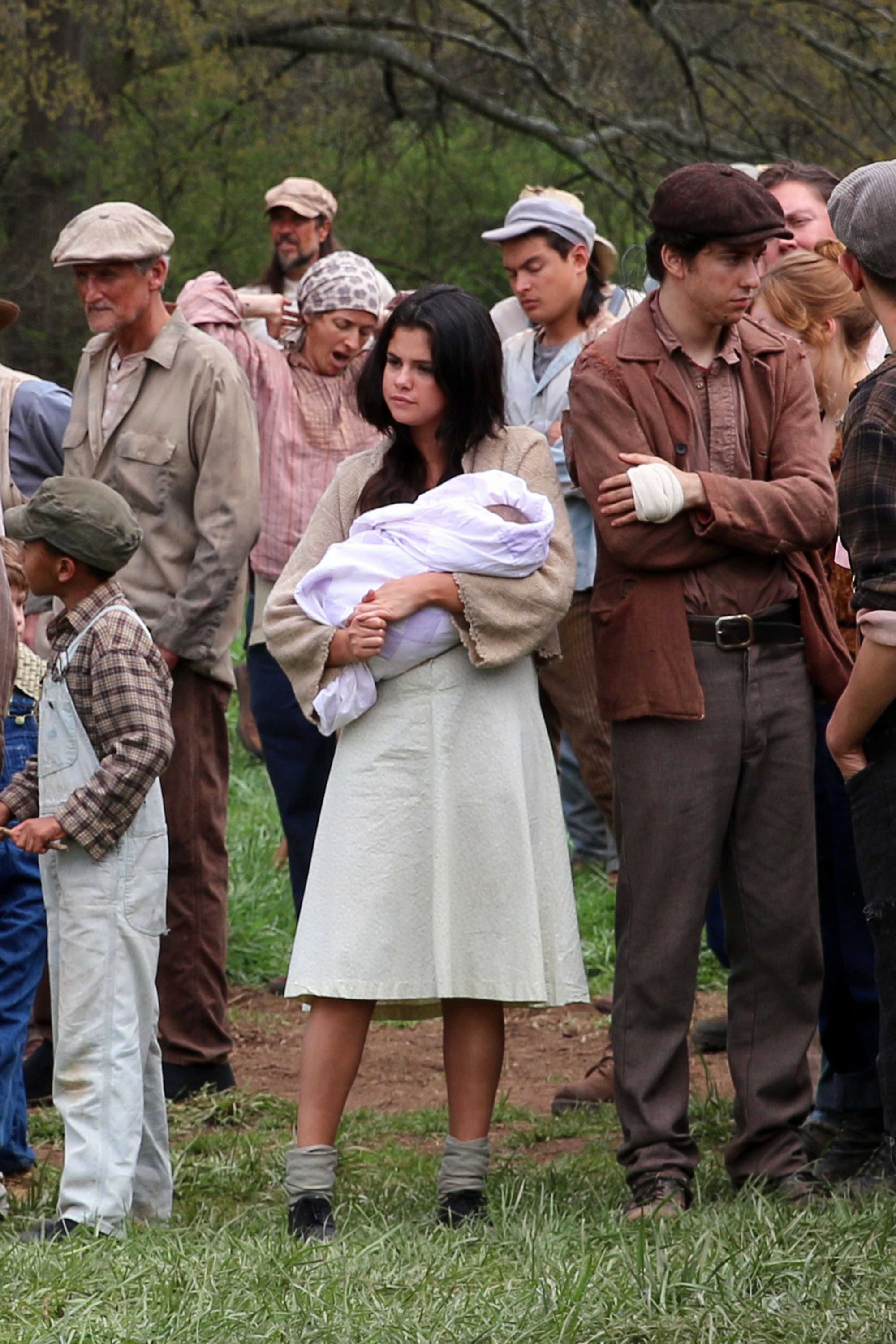 Selena Gomez Pictures: The most up-to-date pictures for Selena Gomez ...