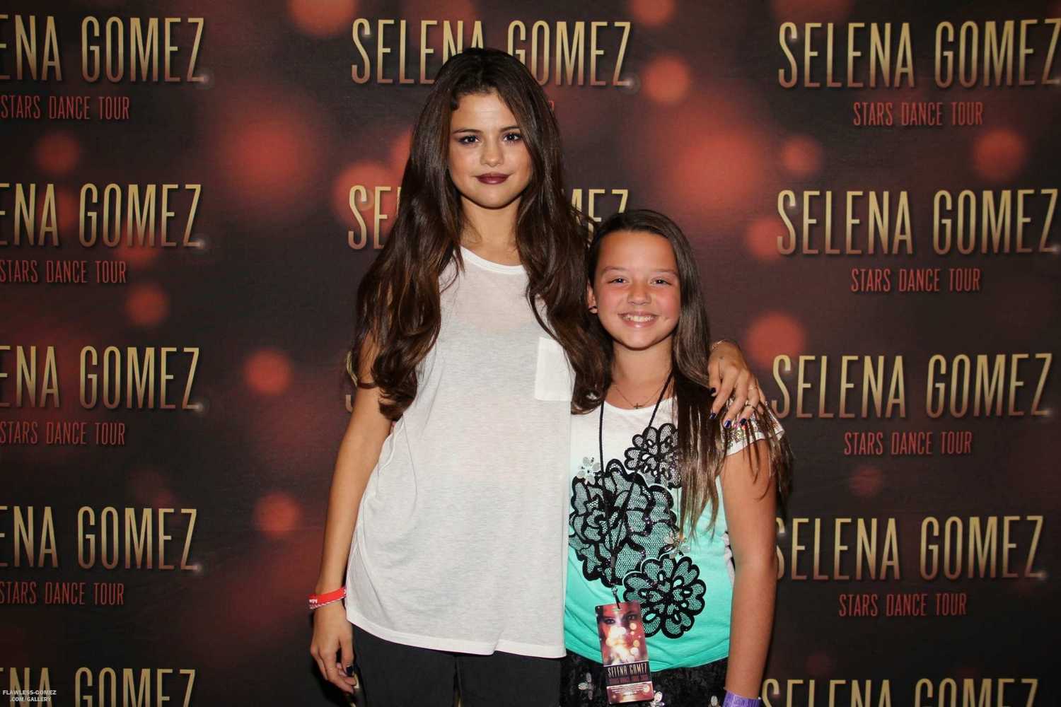 Selena Gomez Pictures: The most up-to-date pictures for Selena Gomez ...