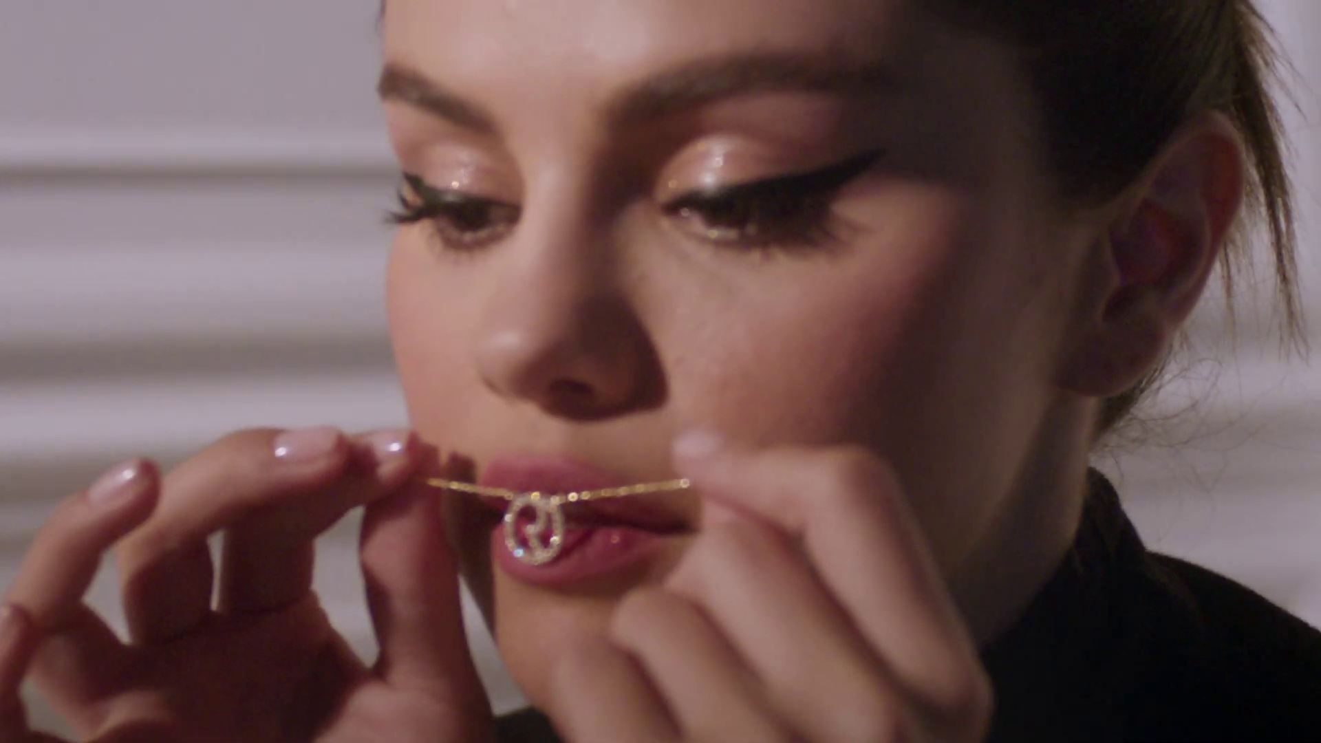 Selena Gomez Pictures: The most up-to-date pictures for Selena Gomez ...